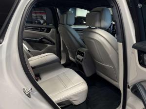 Balts Porsche Cayenne Coupe 2021 Rīga, ar dzinēja tilpumu 2.90 L un nobraukumu 83 tūkst. km par 69990 €, foto 26 vietnē AUTOMOTO.COM.LV