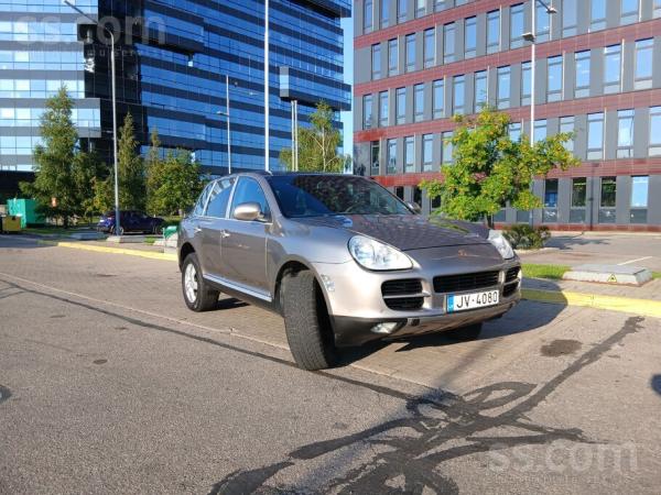 Porsche Cayenne 2004 in Riga, with an engine capacity of 3.20 L and mileage of 201 thousand km for 3999 €, photo 2 on AUTOMOTO.COM.LV