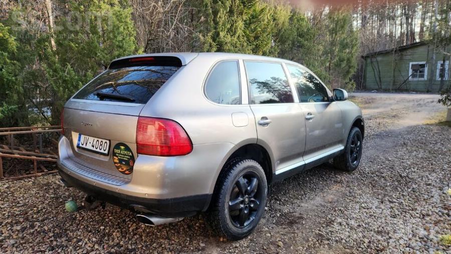 Porsche Cayenne 2004 Rīga, ar dzinēja tilpumu 3.20 L un nobraukumu 220 tūkst. km par 5300 €, foto 4 vietnē AUTOMOTO.COM.LV