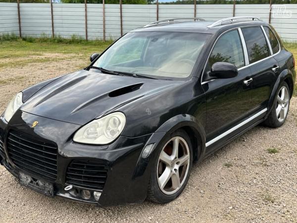 Порше Каен 2004 в Радвилишкис на AUTOMOTO.COM.LV Порше Каен 2004 в Радвилишкис, объемом двигателя 4.50 л и пробегом 211 тыс. км за 2600 €, фото 1 на AUTOMOTO.COM.LV
