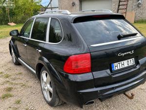 Porsche Cayenne 2004 in Radviliskis, with an engine capacity of 4.50 L and mileage of 211 thousand km for 2600 €, photo 5 on AUTOMOTO.COM.LV