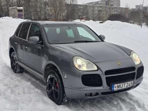 Porsche Cayenne 2005 Viļņa, ar dzinēja tilpumu 4.49 L un nobraukumu 339 tūkst. km par 3900 €, foto  vietnē AUTOMOTO.COM.LV
