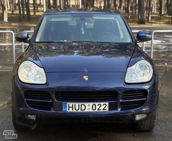 Porsche Cayenne 2005 Kauņa, ar dzinēja tilpumu 4.50 L un nobraukumu 280 tūkst. km par 2800 €, foto 3 vietnē AUTOMOTO.COM.LV