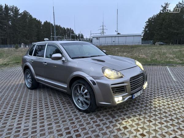 Porsche Cayenne 2005 in Varena, with an engine capacity of 4.50 L and mileage of 280 thousand km for 4999 €, photo 1 on AUTOMOTO.COM.LV