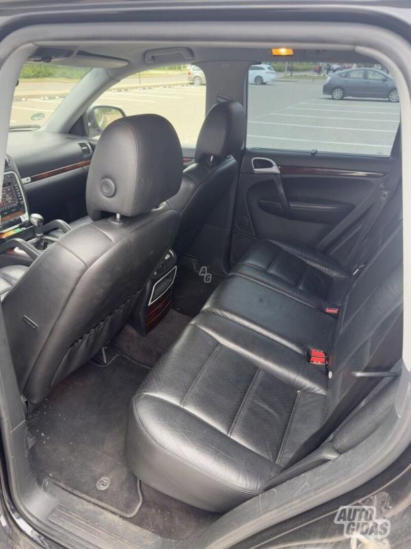 Porsche Cayenne 2005 in Vilnius, with an engine capacity of 3.20 L and mileage of 330 thousand km for 5500 €, photo 7 on AUTOMOTO.COM.LV