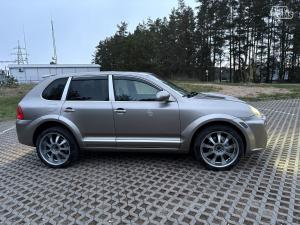 Porsche Cayenne 2006 in Varena, with an engine capacity of 4.50 L and mileage of 280 thousand km for 5000 €, photo 5 on AUTOMOTO.COM.LV