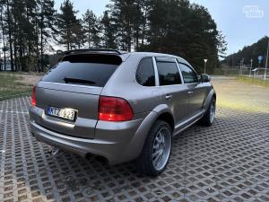 Porsche Cayenne 2006 in Varena, with an engine capacity of 4.50 L and mileage of 280 thousand km for 5000 €, photo 8 on AUTOMOTO.COM.LV