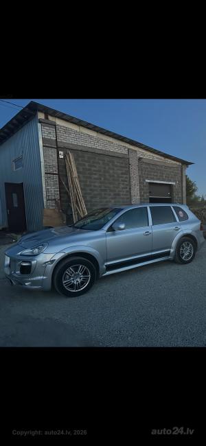 Porsche Cayenne 2007 in Tallinn, with an engine capacity of 4.80 L and mileage of 345 thousand km for 9500 €, photo 7 on AUTOMOTO.COM.LV