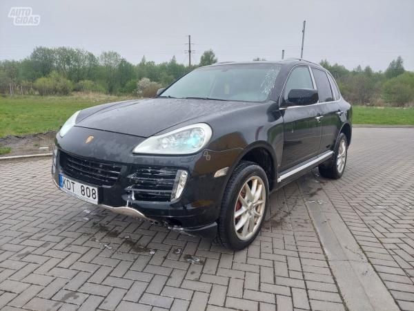 Porsche Cayenne 2007 in Elektrenai, with an engine capacity of 3.60 L and mileage of 236 thousand km for 6500 €, photo 1 on AUTOMOTO.COM.LV