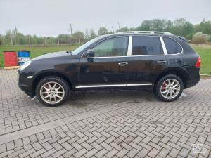 Porsche Cayenne 2007 in Elektrenai, with an engine capacity of 3.60 L and mileage of 236 thousand km for 6500 €, photo 4 on AUTOMOTO.COM.LV