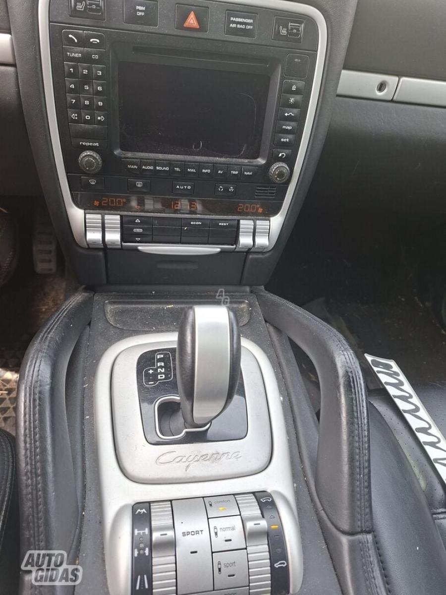 Porsche Cayenne 2008 in Vilnius, with an engine capacity of 3.60 L and mileage of 265 thousand km for 4444 €, photo 12 on AUTOMOTO.COM.LV