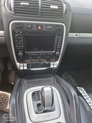 Porsche Cayenne 2008 in Vilnius, with an engine capacity of 3.60 L and mileage of 265 thousand km for 4444 €, photo 13 on AUTOMOTO.COM.LV