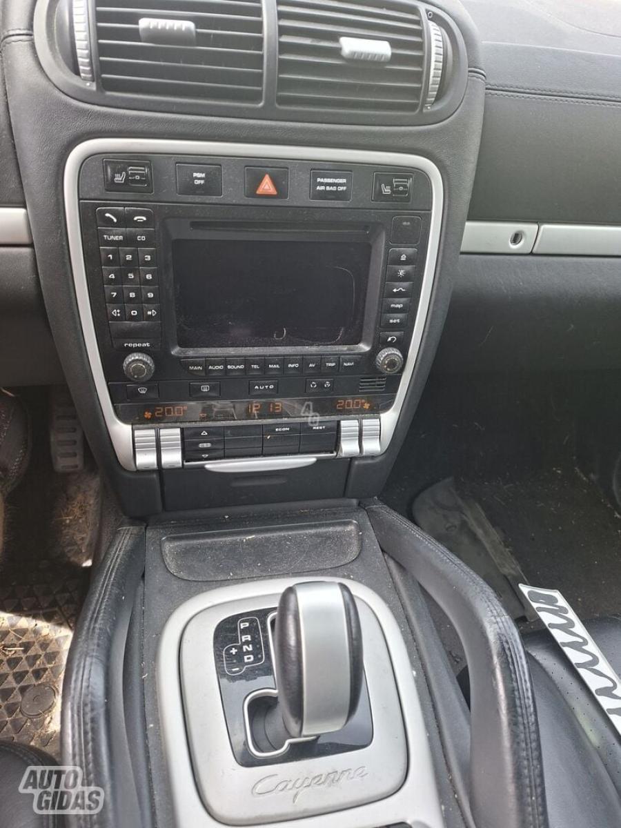 Porsche Cayenne 2008 in Vilnius, with an engine capacity of 3.60 L and mileage of 265 thousand km for 4444 €, photo 13 on AUTOMOTO.COM.LV