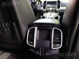 Porsche Cayenne 2010 Rīga, ar dzinēja tilpumu 4.80 L un nobraukumu 264 tūkst. km par 13200 €, foto 20 vietnē AUTOMOTO.COM.LV