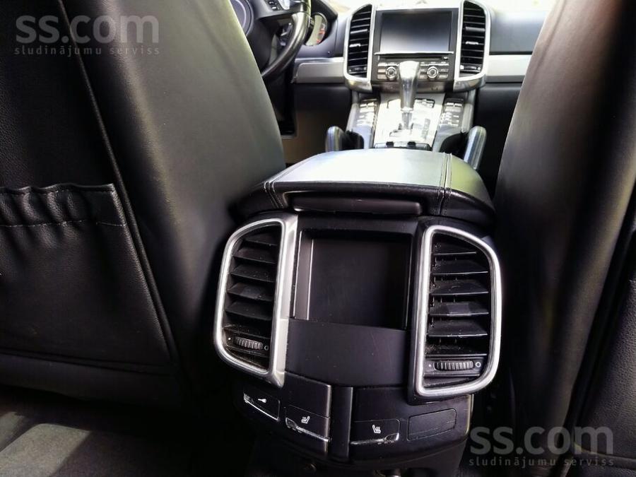 Porsche Cayenne 2010 Rīga, ar dzinēja tilpumu 4.80 L un nobraukumu 264 tūkst. km par 13200 €, foto 20 vietnē AUTOMOTO.COM.LV