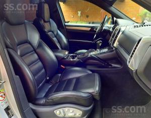 Porsche Cayenne 2010 Rīga, ar dzinēja tilpumu 4.80 L un nobraukumu 264 tūkst. km par 13200 €, foto 27 vietnē AUTOMOTO.COM.LV
