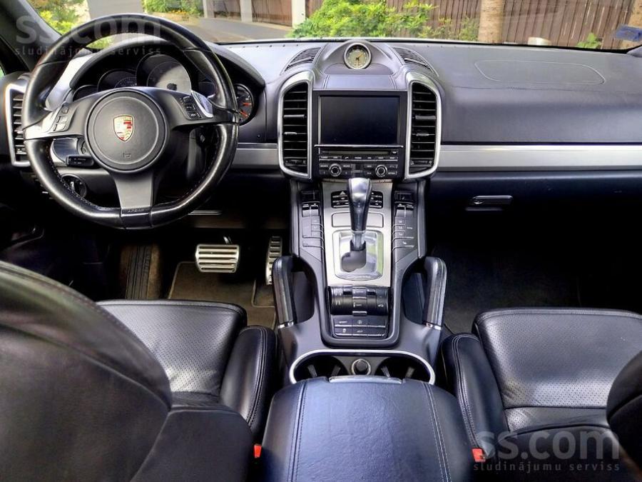 Porsche Cayenne 2010 Rīga, ar dzinēja tilpumu 4.80 L un nobraukumu 264 tūkst. km par 13200 €, foto 32 vietnē AUTOMOTO.COM.LV