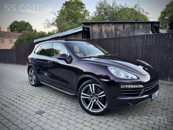 Porsche Cayenne 2011 in Riga, with an engine capacity of 3.00 L and mileage of 0 thousand km for 15999 €, photo 1 on AUTOMOTO.COM.LV