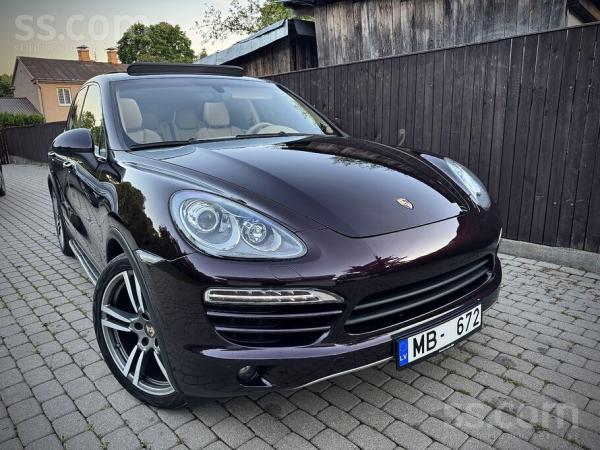 Porsche Cayenne 2011 in Riga, with an engine capacity of 3.00 L and mileage of 0 thousand km for 15999 €, photo 2 on AUTOMOTO.COM.LV