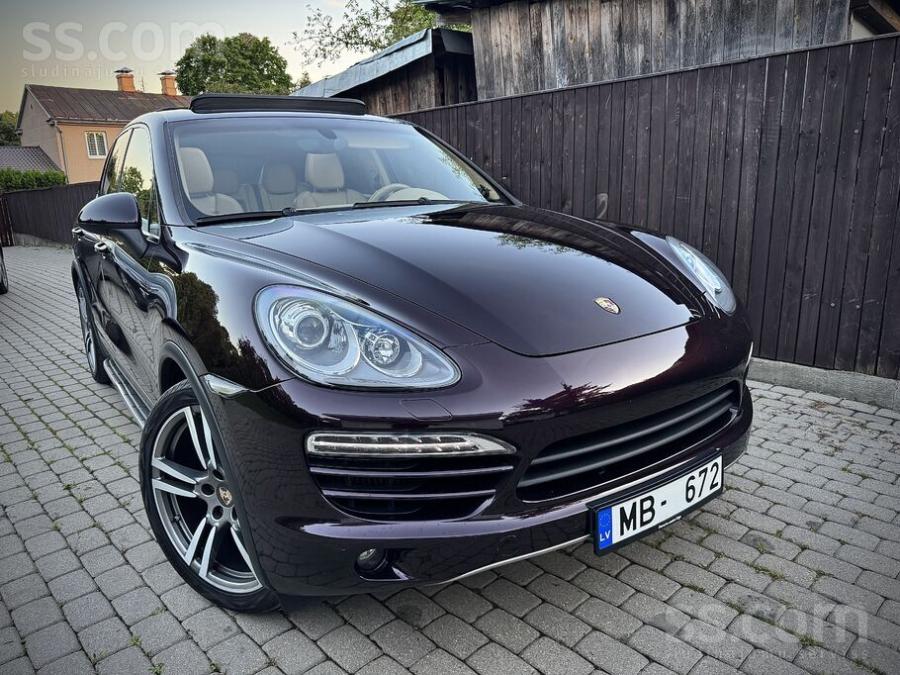 Porsche Cayenne 2011 in Riga, with an engine capacity of 3.00 L and mileage of 0 thousand km for 15999 €, photo 2 on AUTOMOTO.COM.LV
