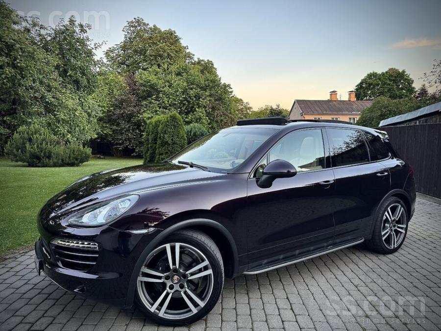 Porsche Cayenne 2011 in Riga, with an engine capacity of 3.00 L and mileage of 0 thousand km for 15999 €, photo 5 on AUTOMOTO.COM.LV