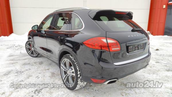 Porsche Cayenne 2011 in Tallinn, with an engine capacity of 3.00 L and mileage of 230 thousand km for 14799 €, photo 11 on AUTOMOTO.COM.LV
