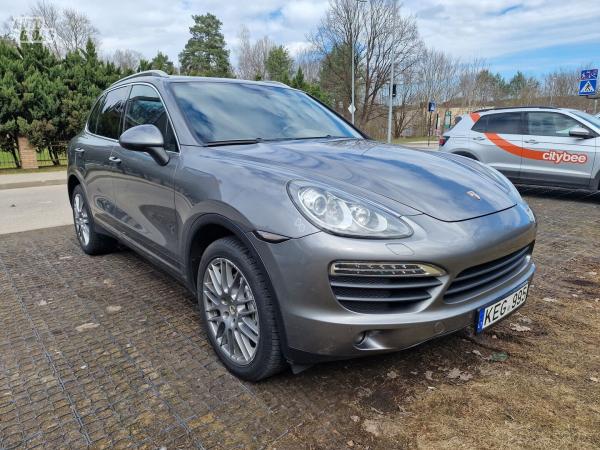 Porsche Cayenne 2011 Viļņa, ar dzinēja tilpumu 4.80 L un nobraukumu 370 tūkst. km par 10250 €, foto 3 vietnē AUTOMOTO.COM.LV