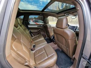 Porsche Cayenne 2011 in Vilnius, with an engine capacity of 4.80 L and mileage of 370 thousand km for 10250 €, photo 13 on AUTOMOTO.COM.LV
