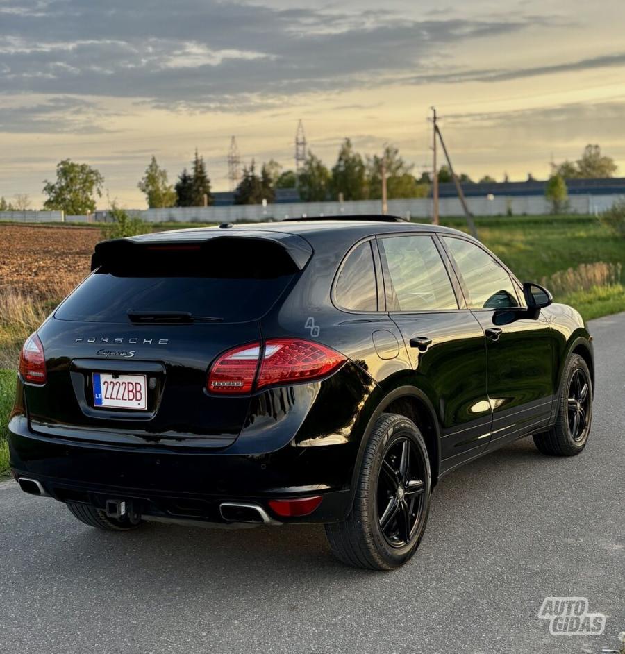 Porsche Cayenne 2011 Viļņa, ar dzinēja tilpumu 4.80 L un nobraukumu 220 tūkst. km par 11200 €, foto 7 vietnē AUTOMOTO.COM.LV
