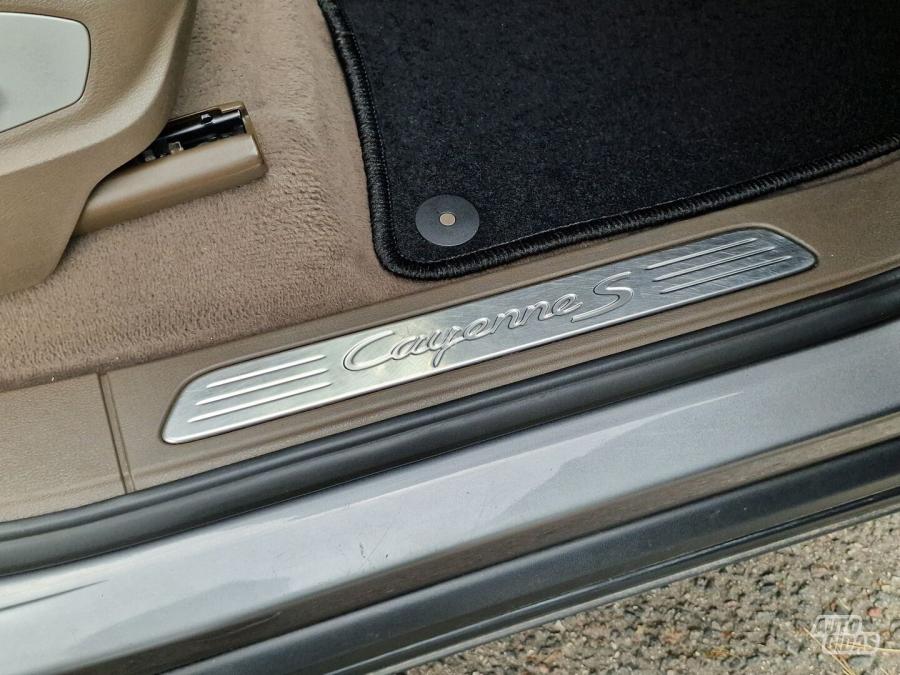 Porsche Cayenne 2011 Viļņa, ar dzinēja tilpumu 4.80 L un nobraukumu 370 tūkst. km par 9750 €, foto 16 vietnē AUTOMOTO.COM.LV