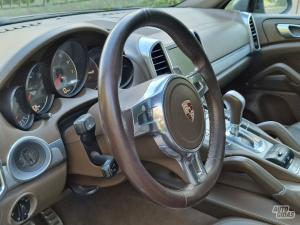Porsche Cayenne 2011 Viļņa, ar dzinēja tilpumu 4.80 L un nobraukumu 370 tūkst. km par 9750 €, foto 22 vietnē AUTOMOTO.COM.LV