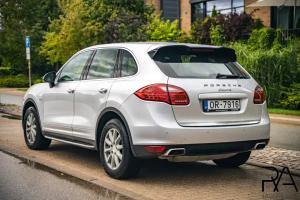 Porsche Cayenne 2011 in Riga, with an engine capacity of 3.00 L and mileage of 426 thousand km for 11990 €, photo 4 on AUTOMOTO.COM.LV