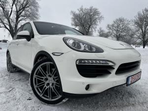 Porsche Cayenne 2012 in Kaunas, with an engine capacity of 4.80 L and mileage of 178 thousand km for 14500 €, photo  on AUTOMOTO.COM.LV