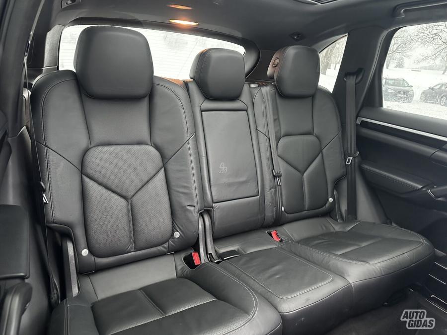 Porsche Cayenne 2012 Kauņa, ar dzinēja tilpumu 4.80 L un nobraukumu 178 tūkst. km par 13500 €, foto 11 vietnē AUTOMOTO.COM.LV