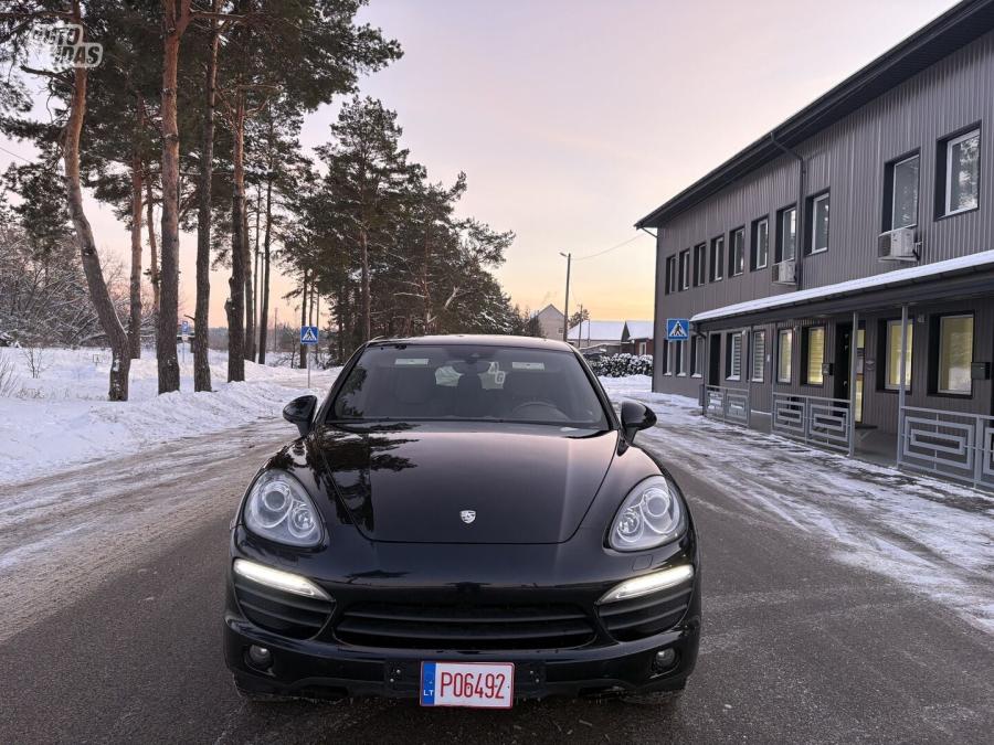 Porsche Cayenne 2012 Varėna, ar dzinēja tilpumu 4.80 L un nobraukumu 239 tūkst. km par 11000 €, foto 2 vietnē AUTOMOTO.COM.LV