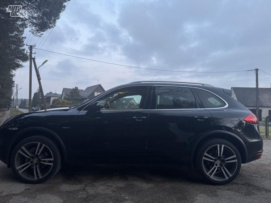 Porsche Cayenne 2012 Mažeikiai, ar dzinēja tilpumu 3.00 L un nobraukumu 269 tūkst. km par 13900 €, foto 3 vietnē AUTOMOTO.COM.LV