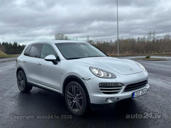 Porsche Cayenne 2013 Narva, ar dzinēja tilpumu 3.00 L un nobraukumu 364 tūkst. km par 13900 €, foto 2 vietnē AUTOMOTO.COM.LV
