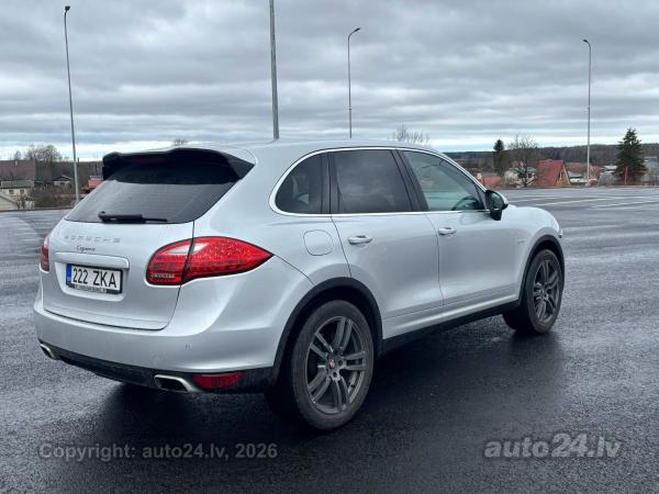Porsche Cayenne 2013 Narva, ar dzinēja tilpumu 3.00 L un nobraukumu 364 tūkst. km par 13900 €, foto 3 vietnē AUTOMOTO.COM.LV
