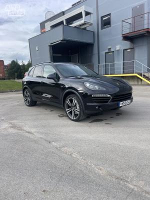 Porsche Cayenne 2013 in Pasvalys, with an engine capacity of 4.20 L and mileage of 348 thousand km for 19200 €, photo 3 on AUTOMOTO.COM.LV