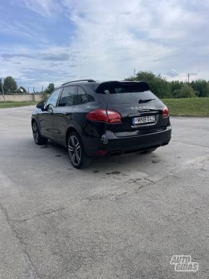 Porsche Cayenne 2013 in Pasvalys, with an engine capacity of 4.20 L and mileage of 348 thousand km for 19200 €, photo 6 on AUTOMOTO.COM.LV