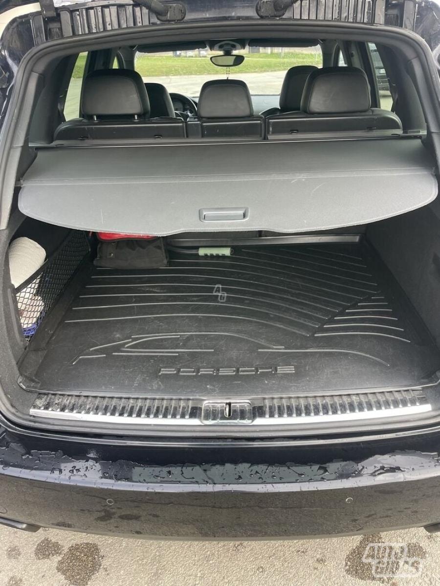Porsche Cayenne 2013 in Pasvalys, with an engine capacity of 4.20 L and mileage of 348 thousand km for 19200 €, photo 12 on AUTOMOTO.COM.LV