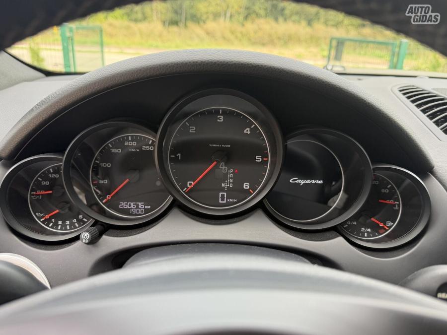 Porsche Cayenne 2013 Ukmergė, ar dzinēja tilpumu 3.00 L un nobraukumu 260 tūkst. km par 13400 €, foto 9 vietnē AUTOMOTO.COM.LV