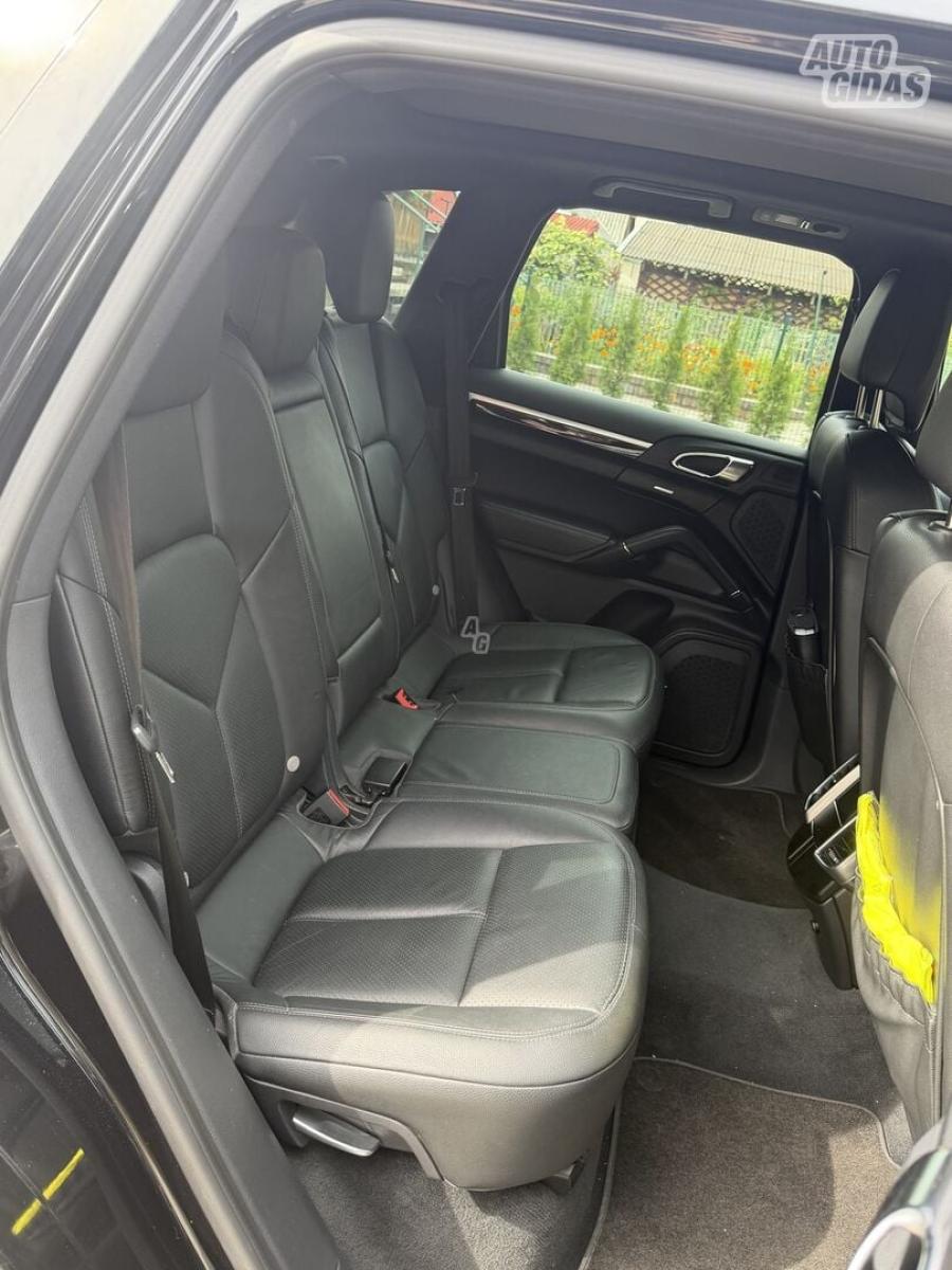 Porsche Cayenne 2013 Ukmergė, ar dzinēja tilpumu 3.00 L un nobraukumu 260 tūkst. km par 13400 €, foto 10 vietnē AUTOMOTO.COM.LV