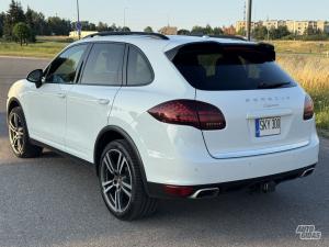 Porsche Cayenne 2013 in Kaunas, with an engine capacity of 3.00 L and mileage of 210 thousand km for 13200 €, photo 4 on AUTOMOTO.COM.LV