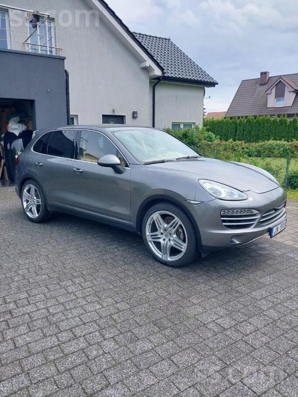 Porsche Cayenne 2014 Rīga, ar dzinēja tilpumu 3.00 L un nobraukumu 167 tūkst. km par 18900 €, foto 7 vietnē AUTOMOTO.COM.LV