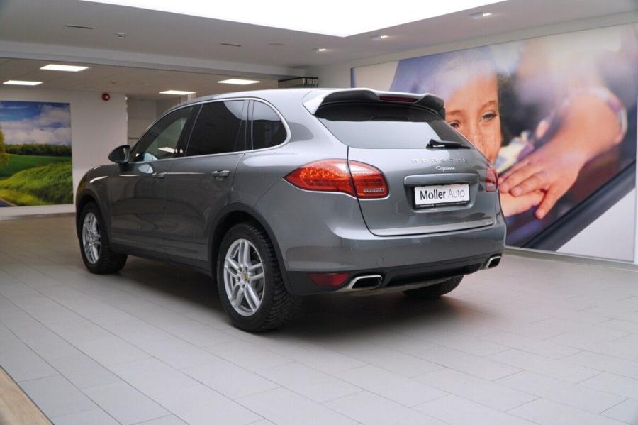 Porsche Cayenne 2014 Peetri, ar dzinēja tilpumu 3.00 L un nobraukumu 183 tūkst. km par 23600 €, foto 7 vietnē AUTOMOTO.COM.LV