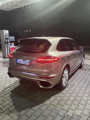 Porsche Cayenne 2015 in Riga, with an engine capacity of 3.60 L and mileage of 0 thousand km for 36000 €, photo 6 on AUTOMOTO.COM.LV