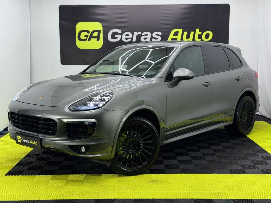 Porsche Cayenne 2015 in Vilnius, with an engine capacity of 0.00 L and mileage of 0 thousand km for 23490 €, photo 1 on AUTOMOTO.COM.LV