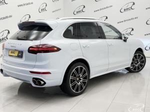 Porsche Cayenne 2016 in Vilnius, with an engine capacity of 3.60 L and mileage of 164 thousand km for 26500 €, photo 3 on AUTOMOTO.COM.LV