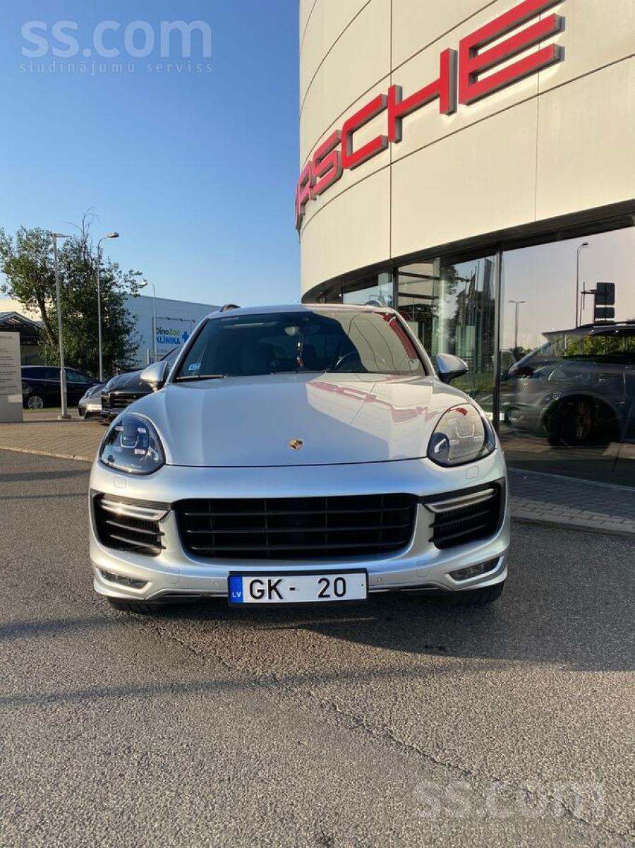 Porsche Cayenne 2016 in Riga, with an engine capacity of 3.60 L and mileage of 105 thousand km for 32500 €, photo 4 on AUTOMOTO.COM.LV